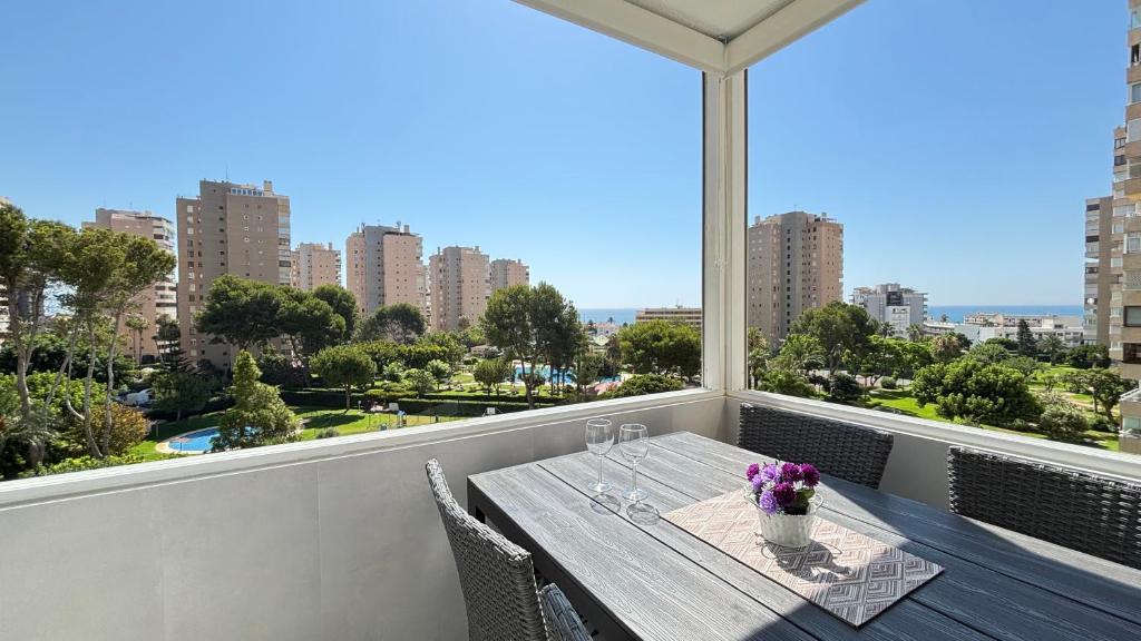 Apartamento Playamar Loft, with pool and terrace, Torremolinos (updated ...