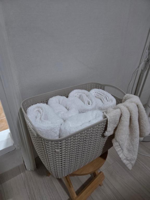 Rose stay Lotte Tower KSPO DOME Chunho Station 15 minutes on foot ...