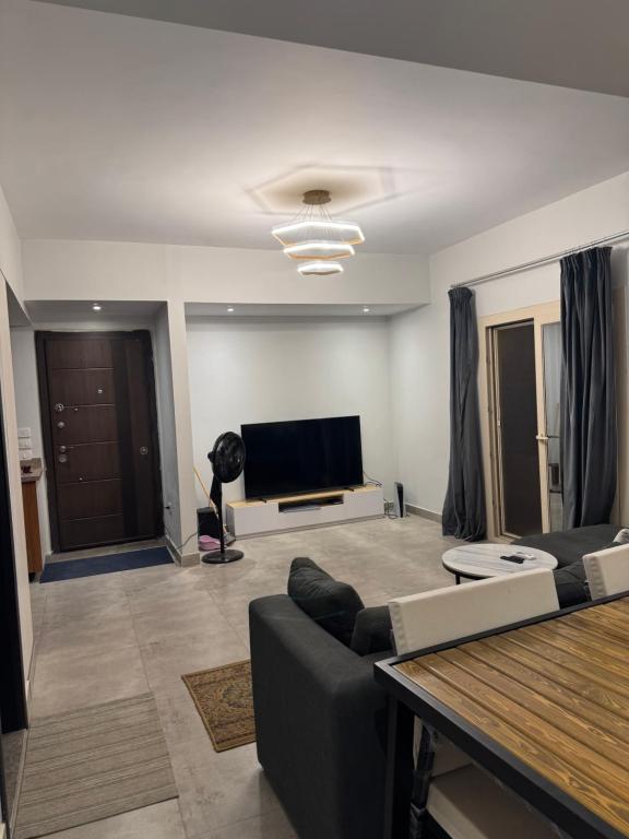 Zayed Rooftop Stay Near Arkan and Park Street, Sheikh Zayed (precios ...