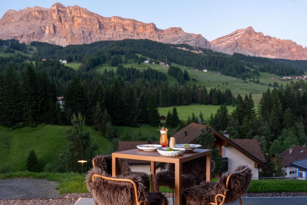 Badia Hill, Badia (updated prices 2025)