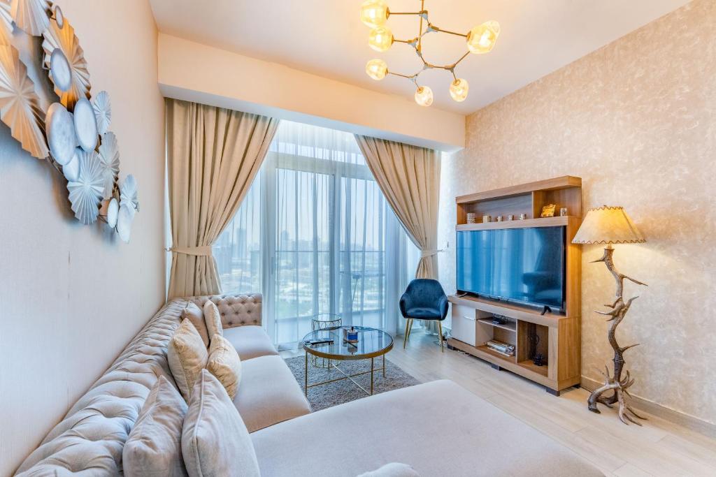 Stylish 1 Bed in Bloom Tower B - JVC by PK Holidays, Dubai (aktualisierte Preise für 2025)