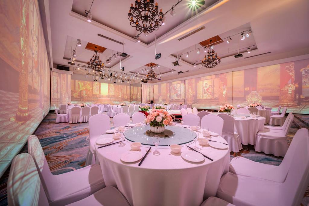 Chongqing Jiayu Emperor Hotel, Jiulongpo (updated na presyo sa 2025)
