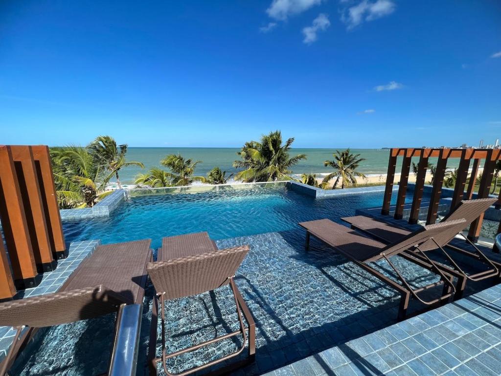 Altamare 102 · Lindo Apto frente mar CariBessa Altamare 102, João ...