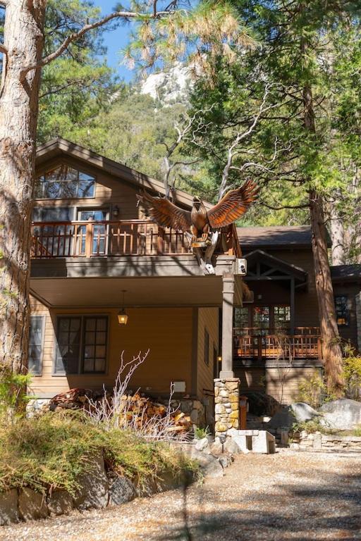 Marlboro Lodge Idyllwild Escape- Newly Listed!، Pine Cove (أسعار محدثة ...