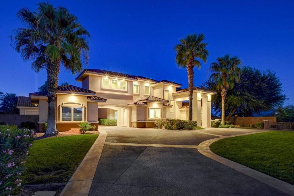 7 bedrooms - Vb court - Tennis court, Las Vegas (posodobljene cene za ...