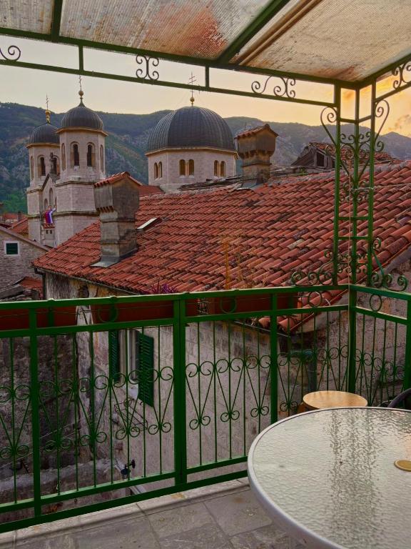 Balcony with Old Town view, Kotor (precios actualizados 2026)