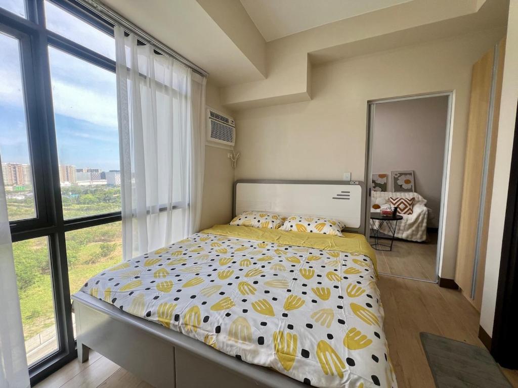 Okada Manila Gentry Manor Balcony 1br Unobstructed Scenic View, Manila ...