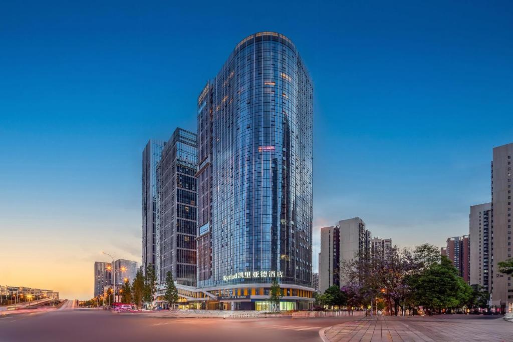 Kyriad Hotel Kunming Xishan Wanda Plaza Railway Station, Kunming ...
