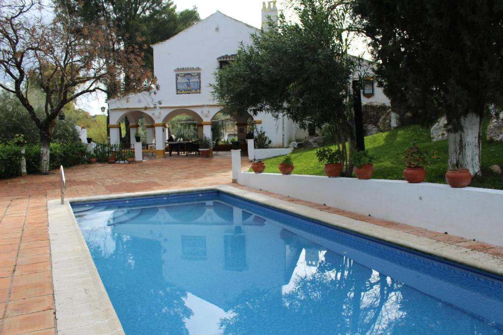 Finca la Sabina, Olvera, Pruna (updated prices 2026)