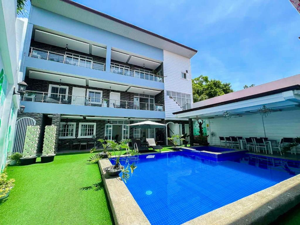 Ronina's Sipocot Hotel, Sipocot (updated prices 2026)