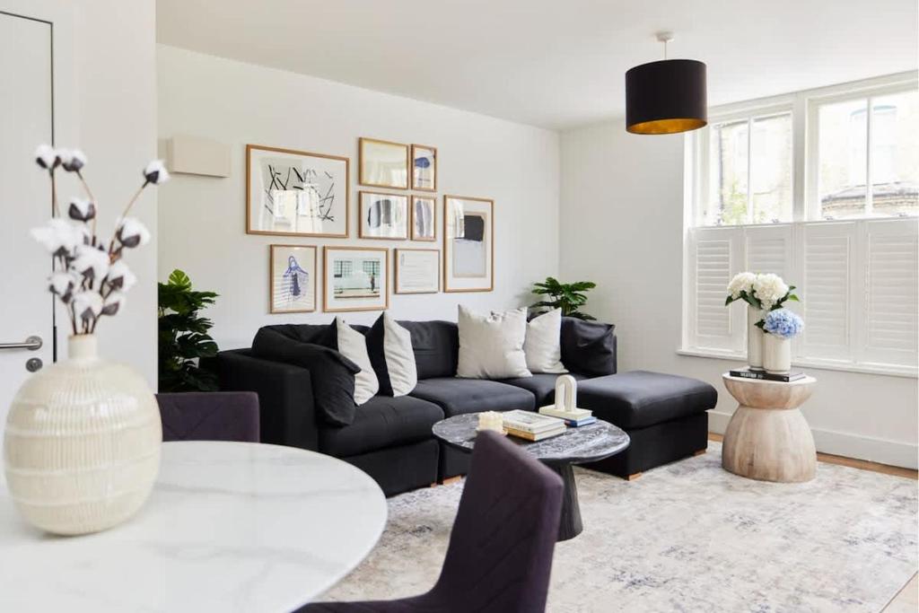 The Ravenscourt Park Escape - Bright 2BDR Flat, London (updated prices ...