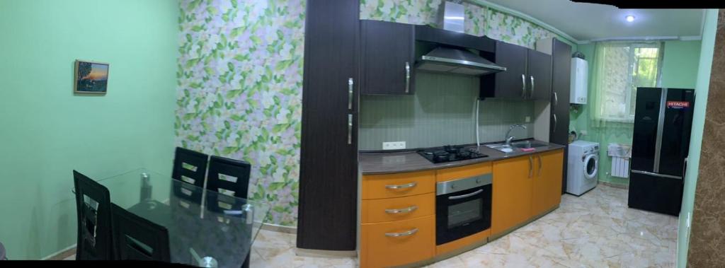 One-floor , 4-room stone house, fully renovated, with a swimming pool ...