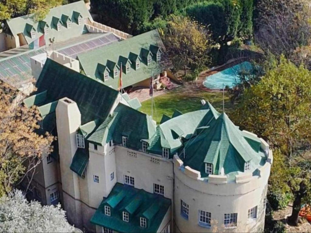 Chartwell Castle Events Venue, B&B & Restaurant, Chartwell (updated ...