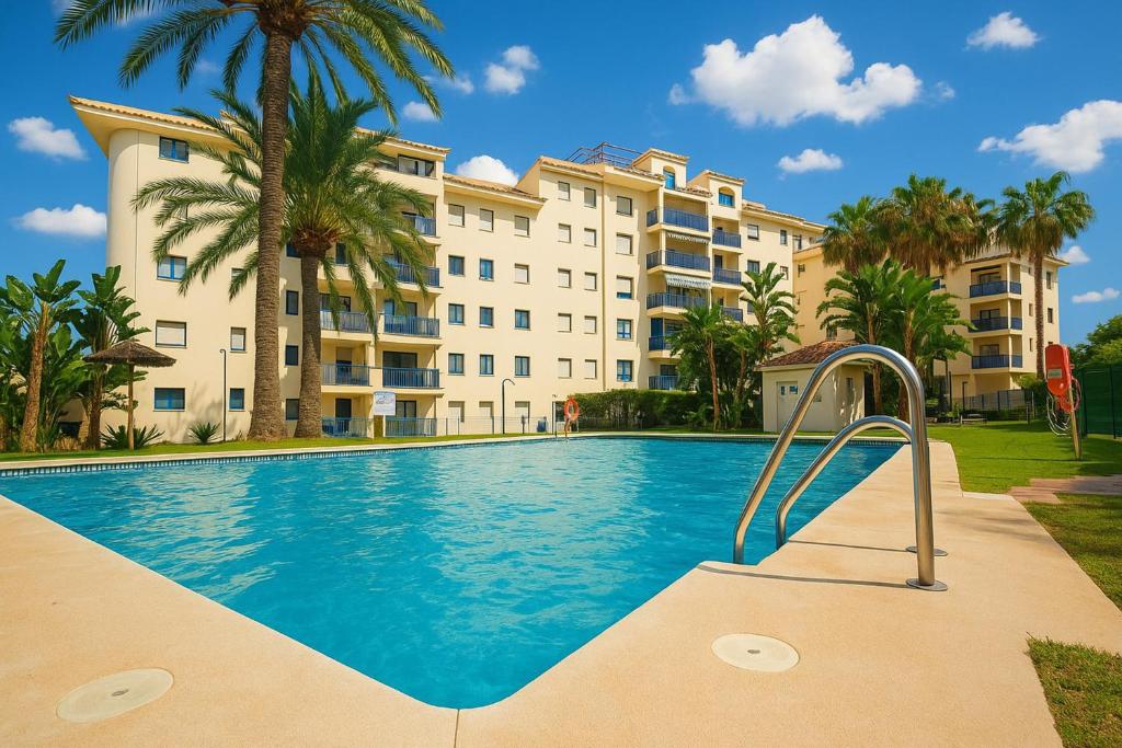 Apartment Las Brisas-Coastal Retreat by the Beach, Estepona (precios actualizados 2025)