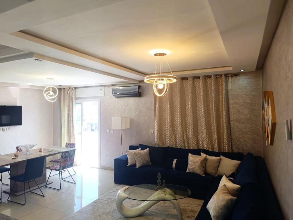 McDonald's route de rabbat 1 minute away, Tanger (aktualizované ceny na ...