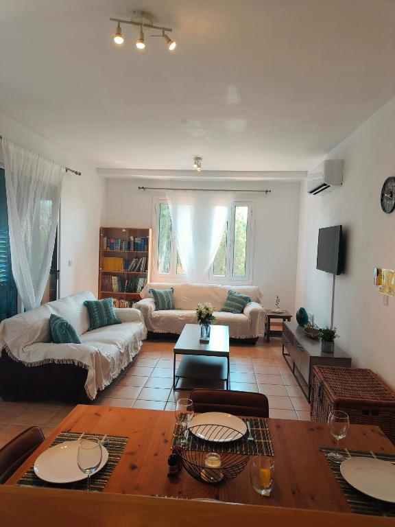 Possidon Beach Getaway, Meneou (updated prices 2026)