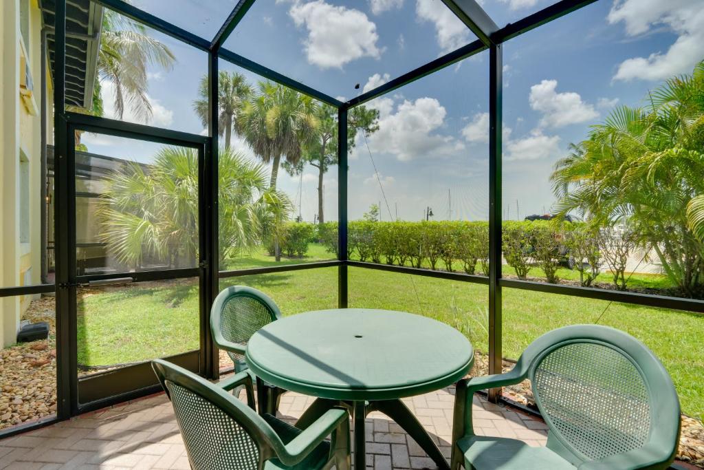 Naples Oasis with Screened Porch and Tennis Court!, Naples (updated ...