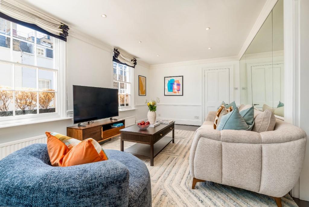 Charming Chelsea Townhouse - 3Bed 3Bath & Outdoor Terrace, London ...