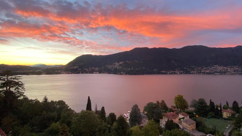 Luxury Attic 88 on Lake Como - By Breva Collections, Blevio ...
