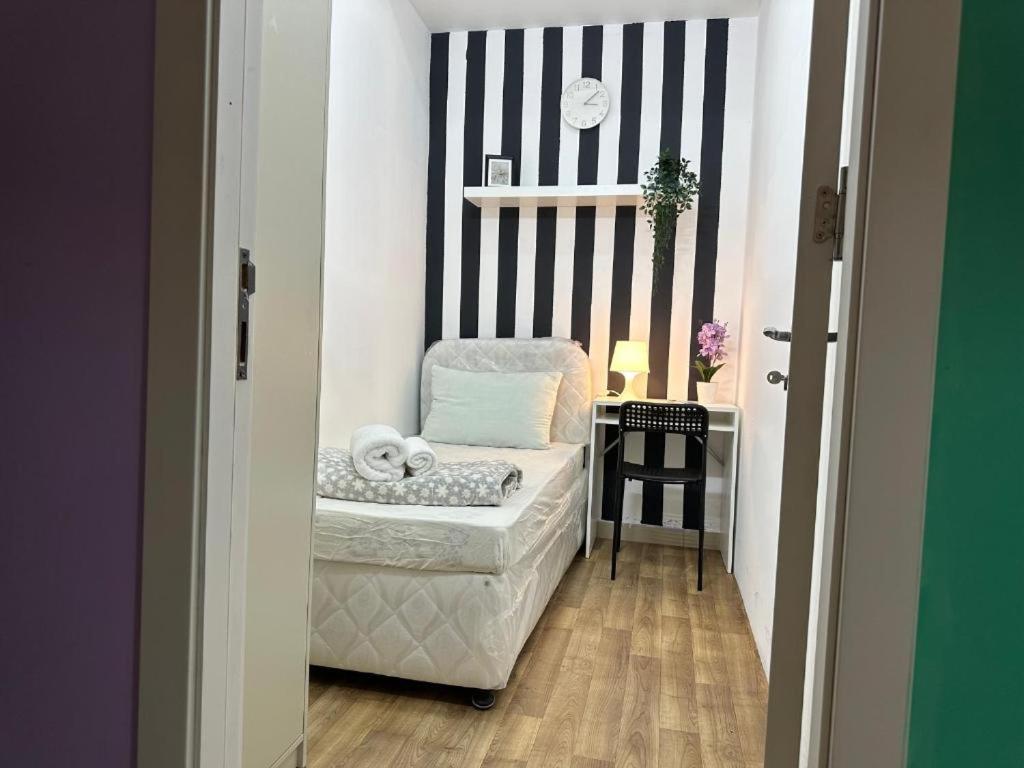 Nice Looking Partition Room Barsha Heights Tecom, דובאי (מחירים ...