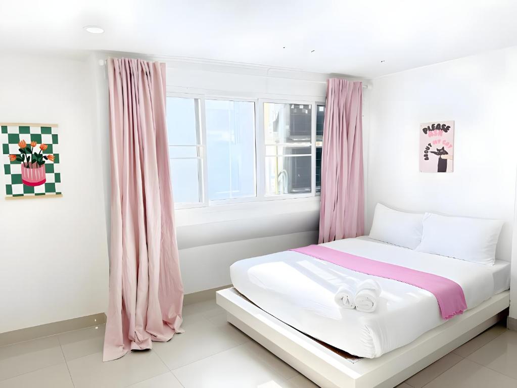 X Oh My Nap Nana Soi 3 - BTS Nana, Bangkok (updated prices 2025)