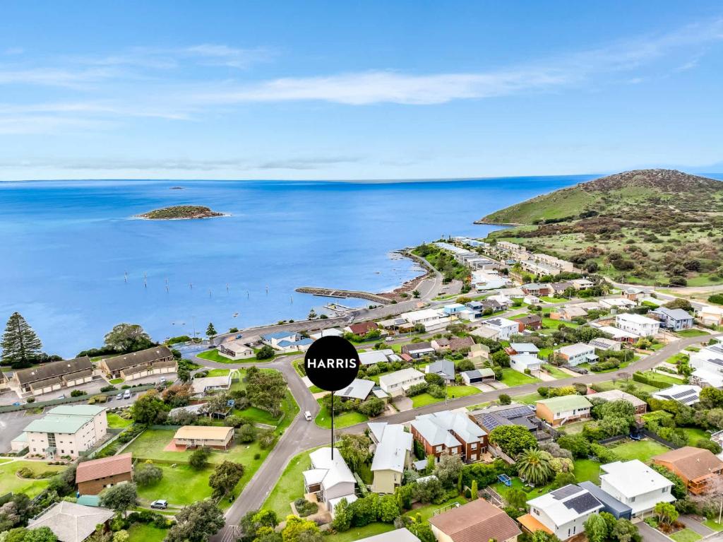 1 Viking Street Encounter Bay - Linen Included, Encounter Bay (updated ...