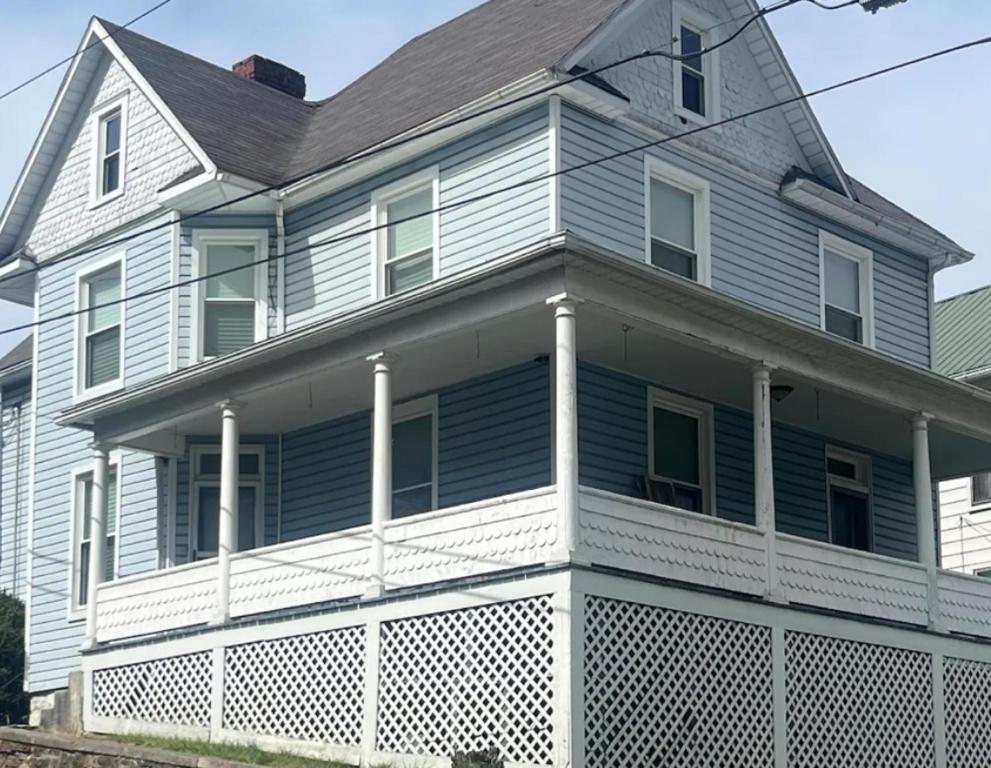 Big Blue House, Keyser (precios actualizados en 2026)