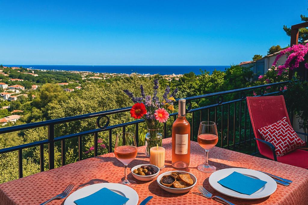 Villa Bleu Azur - Élégance Privée avec Vue Mer & Montagne, Cagnes-sur ...