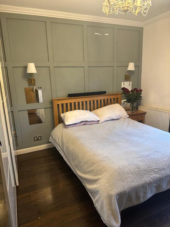 Double room close to city centre, Edinburgh (updated prices 2025)