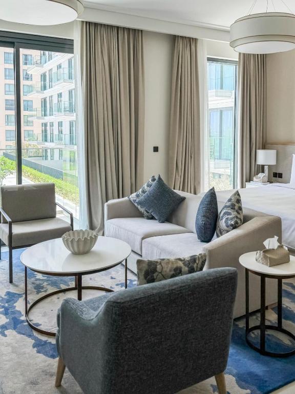 Luxurious Sea and Pool View Studio in Marassi Vista Al Bahrain ...