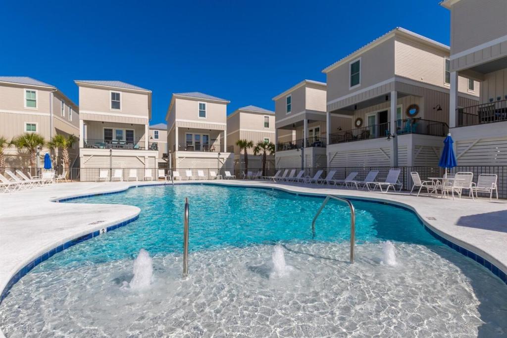 Beach and Pier 3Mins Walk Resort Pool Pet-friendly, Gulf Shores ...