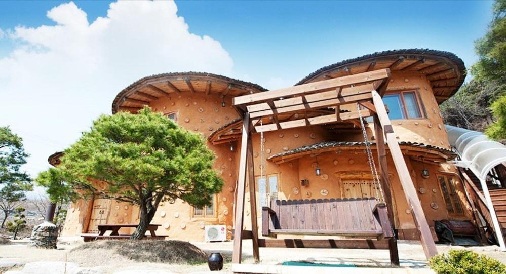 Punggi Red Clay Pension, Yeongju (aktualizované ceny na rok 2026)