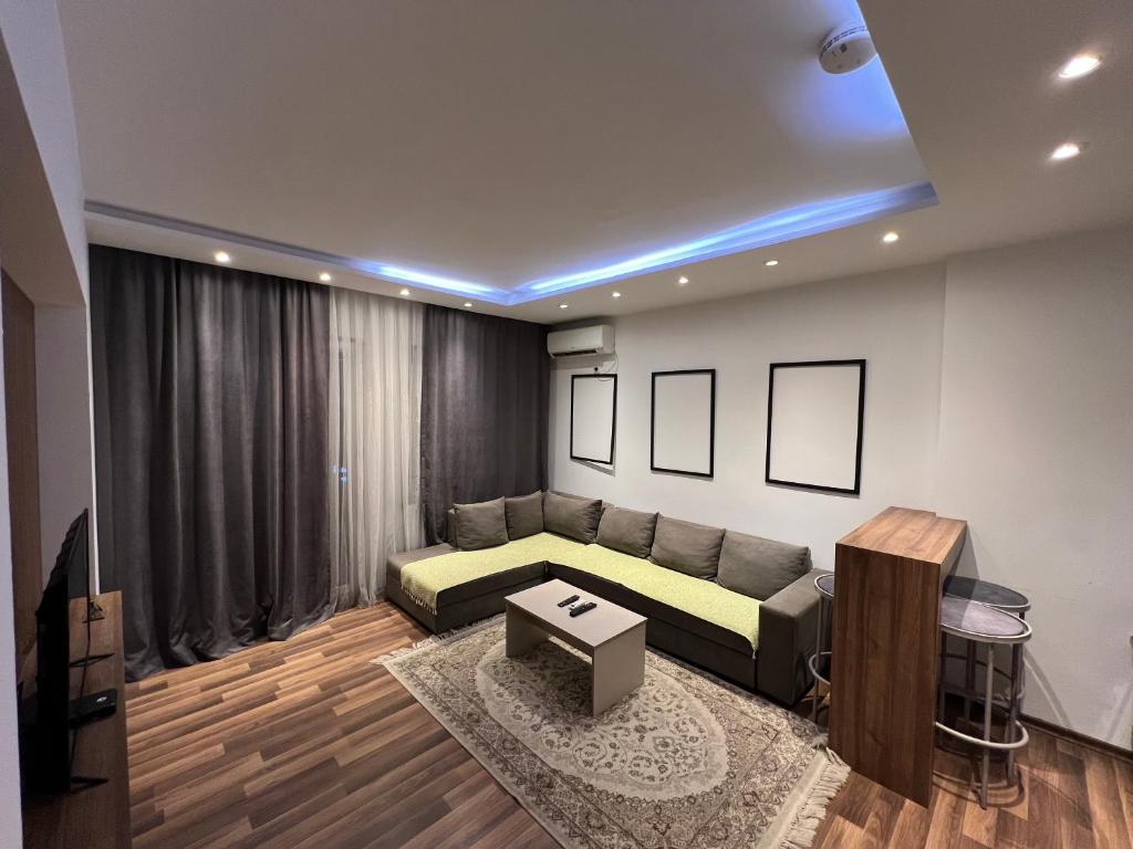 Center City Apartment, Pristina (updated prices 2025)