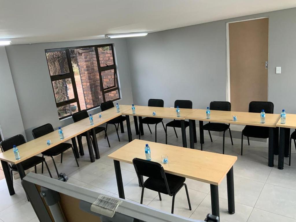 GMC-facilities, Centurion (precios actualizados 2026)