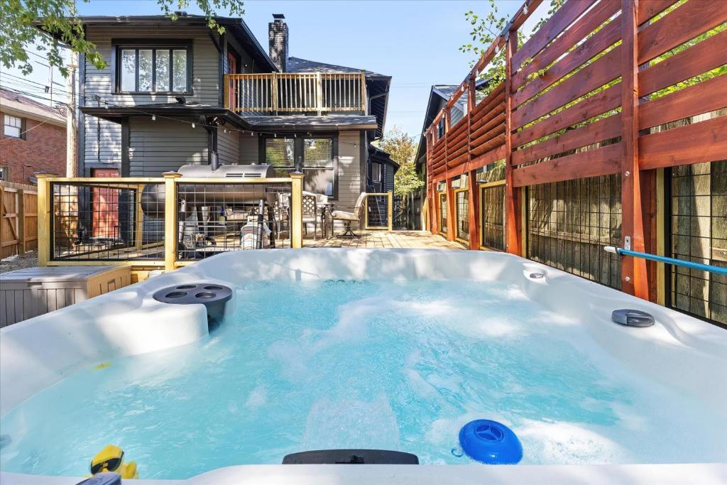 Beautiful Broad Ripple House, Indianapolis (updated prices 2026)
