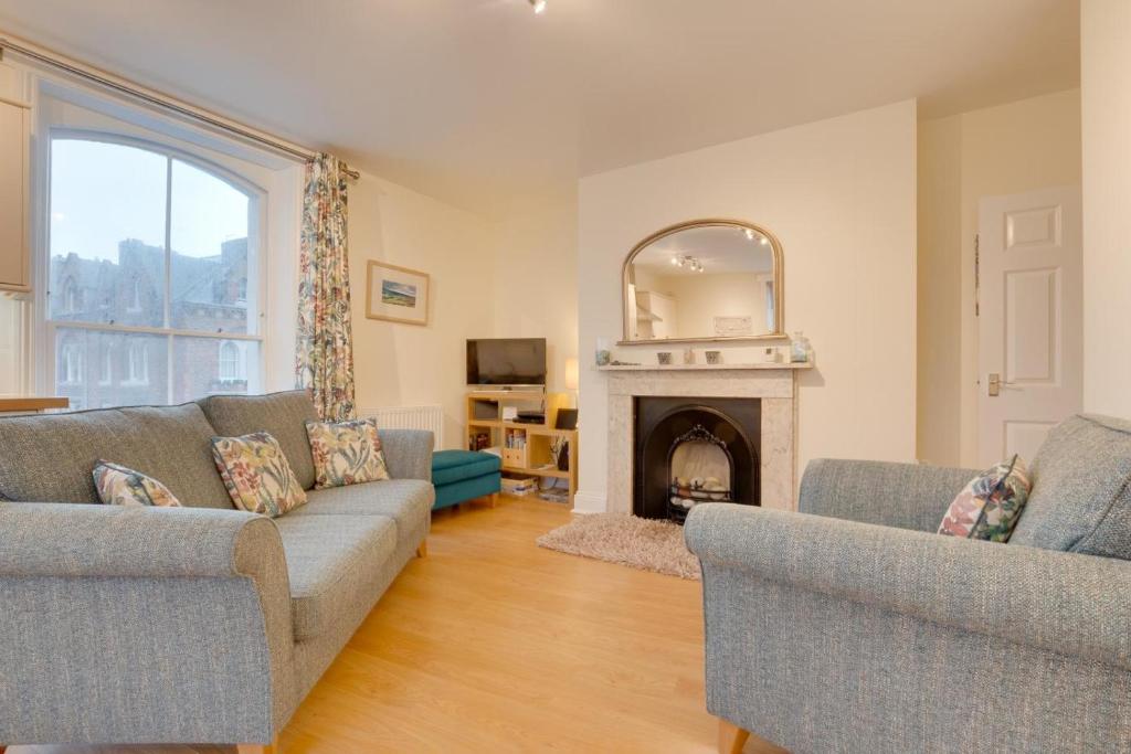 Sea Glass, Whitby (updated prices 2025)