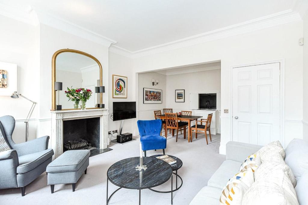 Ivy Kensington Court Pro-Managed, London (updated prices 2026)