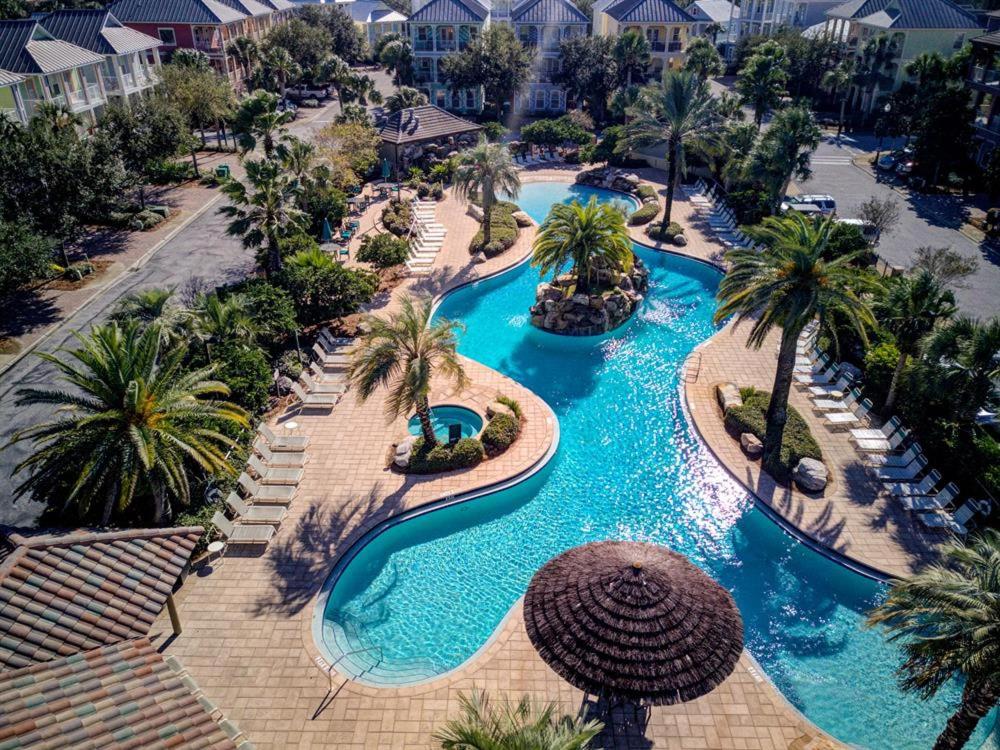 Tahitian Turtle 3 Kings + Queen + 2 Sleepers Lagoon Pool Walk to Beach Pet Friendly!, Destin ...
