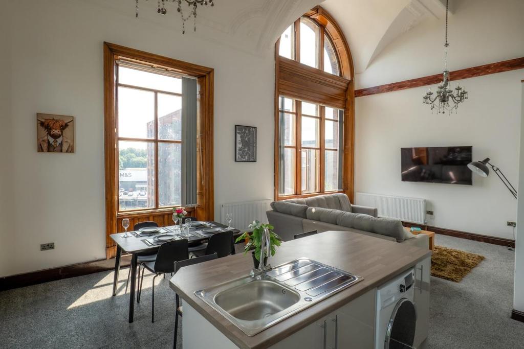 Double story Suite in Rochdale, Rochdale (updated prices 2026)