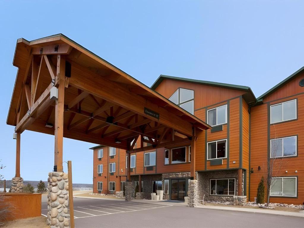 Holiday Inn Express Munising-Lakeview Hotel By IHG, Munising (updated ...