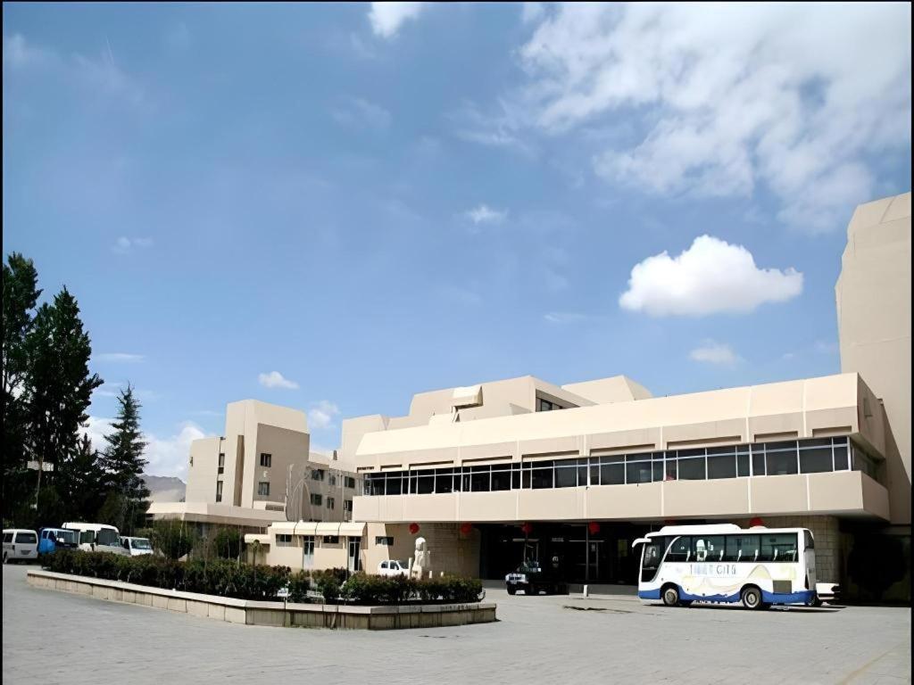 Lhasa Hotel, Lhasa (updated prices 2026)