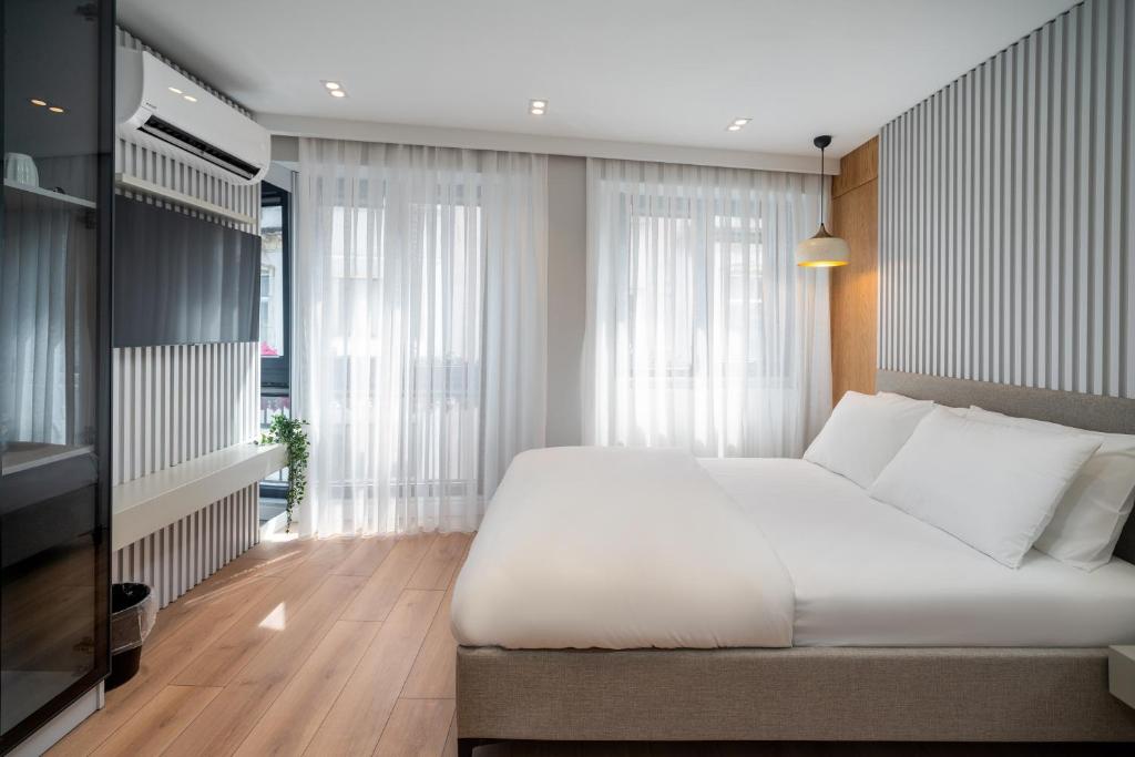 Pia Global - Nevizade, Istanbul (updated prices 2026)
