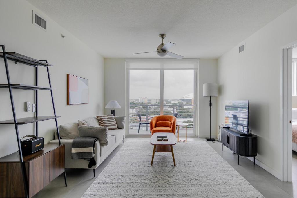 Blueground Riverside pool nr Bayfront Park MIA-154, Miami (updated ...