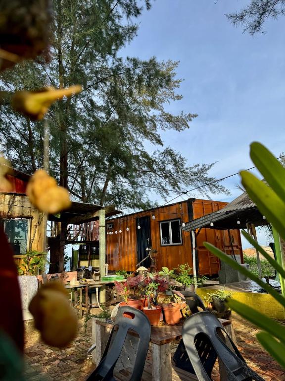 Pok Mat Beach Cabin, Marang (updated prices 2026)