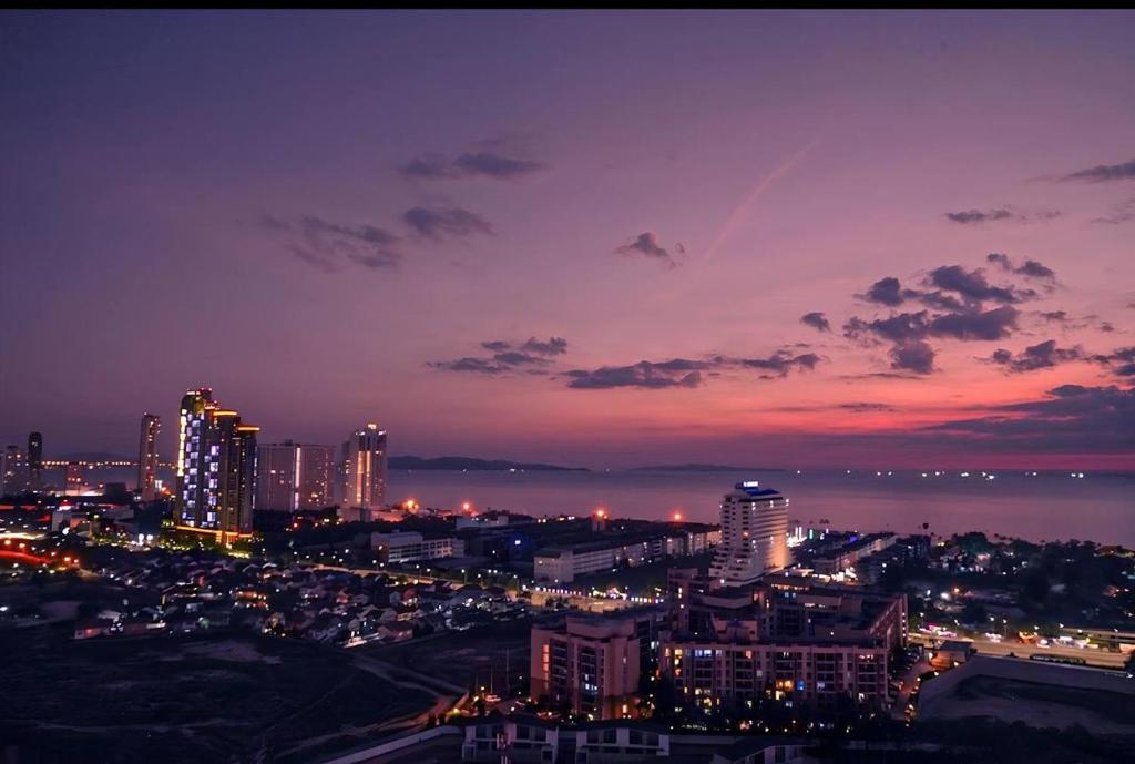 The Empire Tower, Pantai Jomtien (harga terbaru 2026)