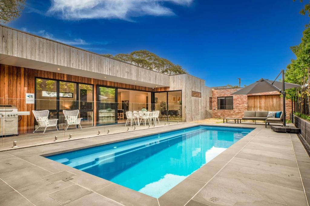Canterbury Jetty Luxury Escape, Rye (updated prices 2026)