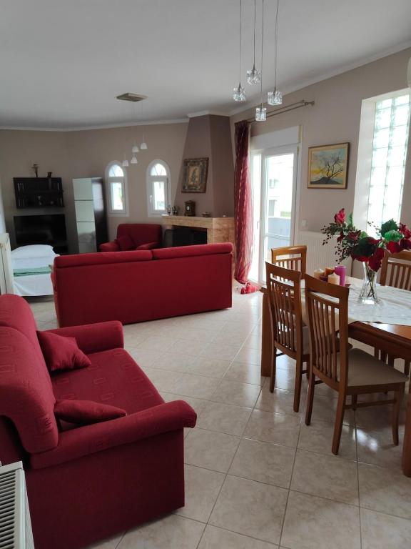 Eleni Sofia, Kallithea Halkidikis (aktualizované ceny na rok 2025)