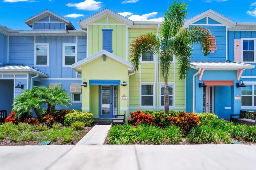 Bright And Beachy Villa Near Disney With Margaritaville Resort And ...