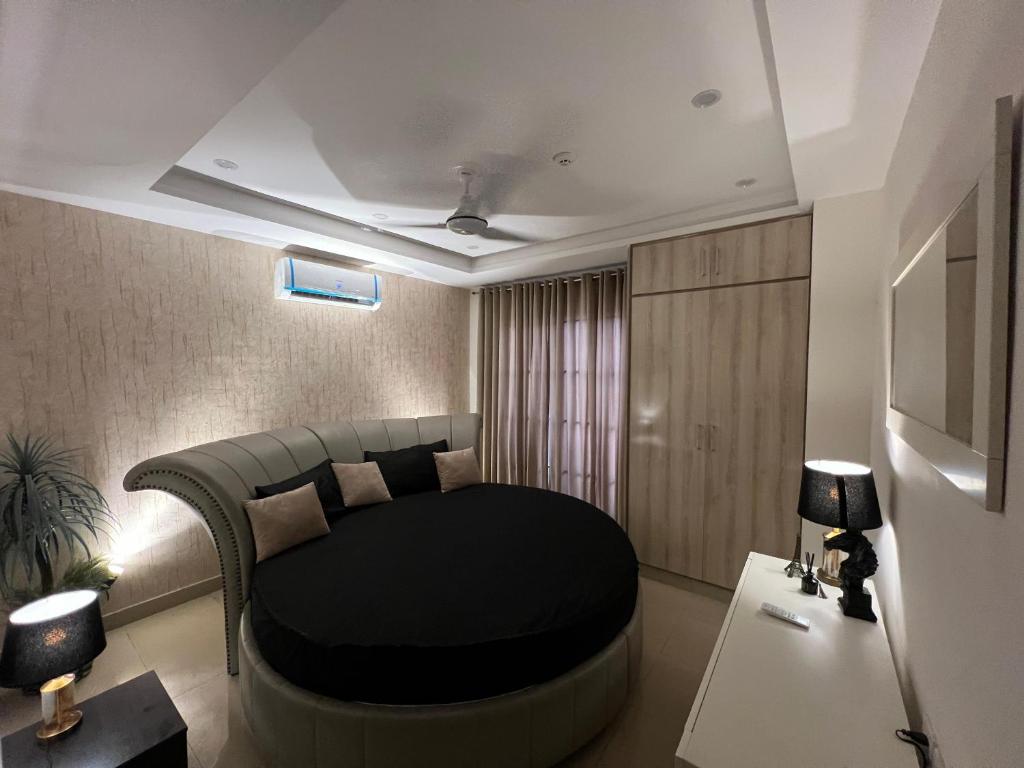 Circular Modern Retreat, Rawalpindi (updated prices 2026)