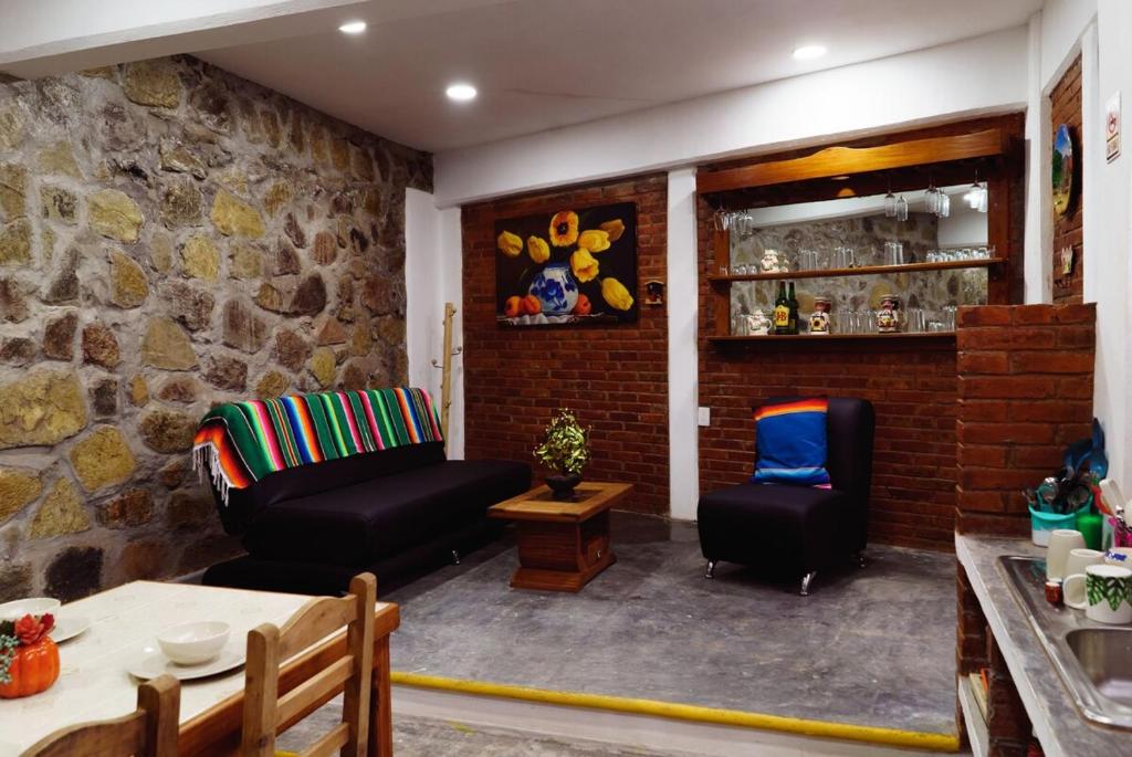 Find Your Perfect Mountain Retreat at House Water, Xuchi (updated ...